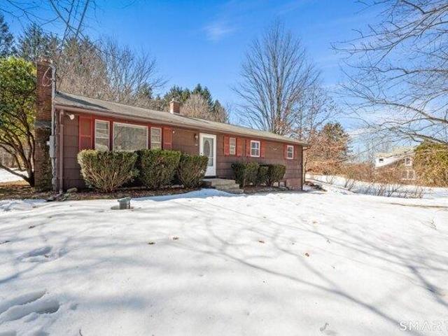 3 bedroom, Plymouth CT 06786 LS102346477
