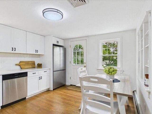 3 bedroom, Plymouth MA 02360 105127395