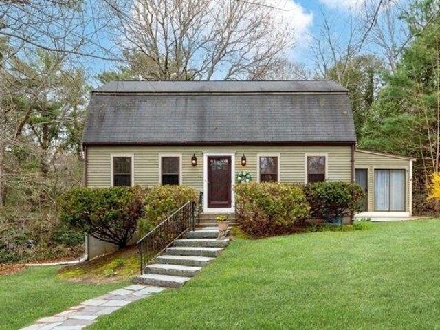 3 bedroom, Plymouth MA 02360 LS102030265