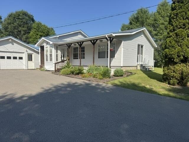 3 bedroom, Plymouth ME 04969 104788071