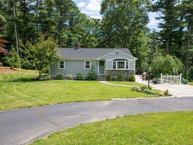 3 bedroom, Plympton MA 02367 105113002