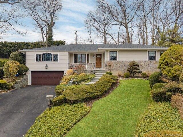 3 bedroom, Plainview NY 11803 104902587