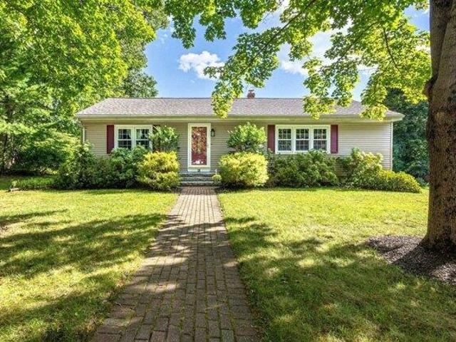 3 bedroom, Plaistow NH 03865 102119955