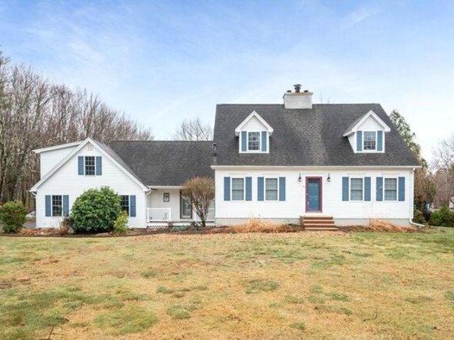 3 bedroom, Plaistow NH 03865 102670847