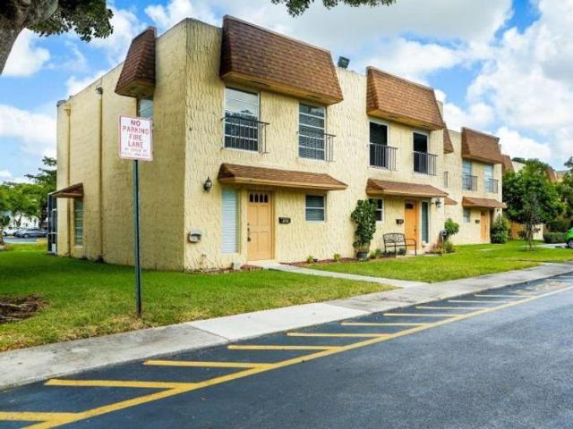 3 bedroom, Plantation FL 33324 100973010