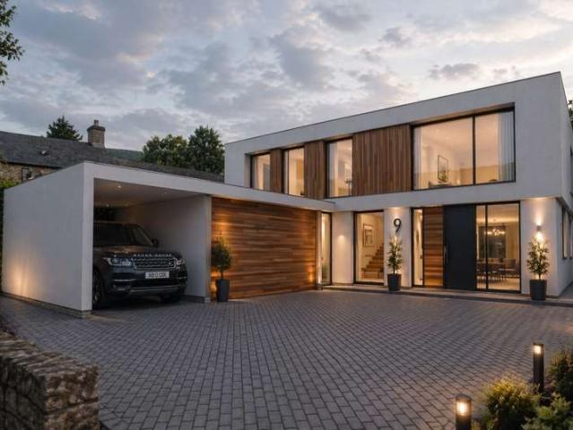 3 Bedroom Plot Commercial