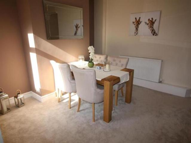 3 bedroom private hall for rent in Gregson Road, Lancaster, LA1