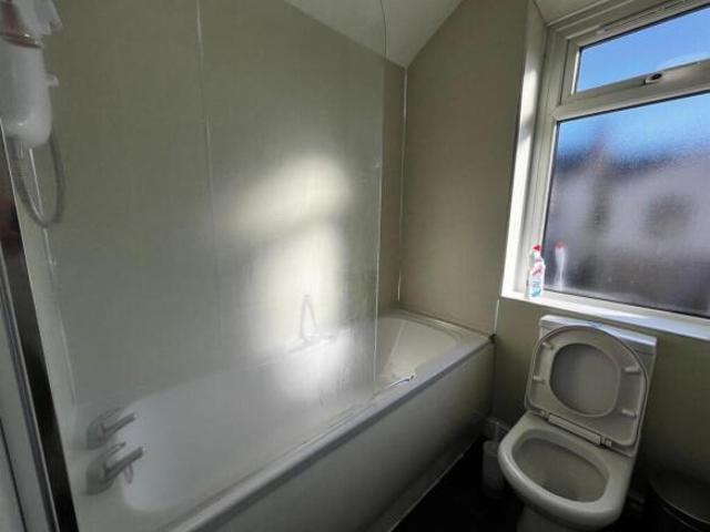 3 bedroom private hall for rent in 28 Vincent Street, Lancaster, LA1