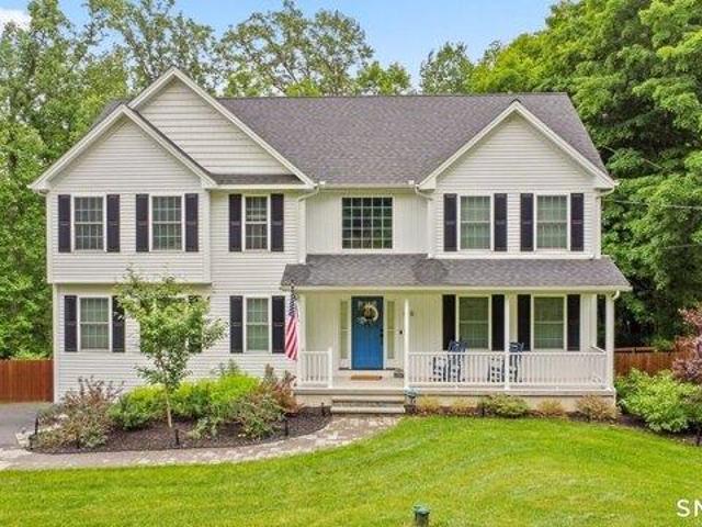 3 bedroom, Prospect CT 06712 104188275