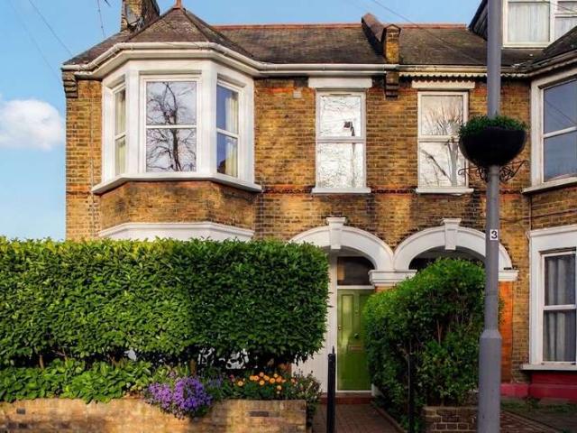 3 Bedroom Property
