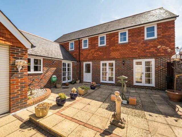 3 Bedroom Property