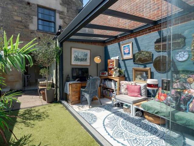 3 Bedroom Property