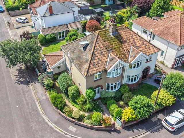 3 Bedroom Property