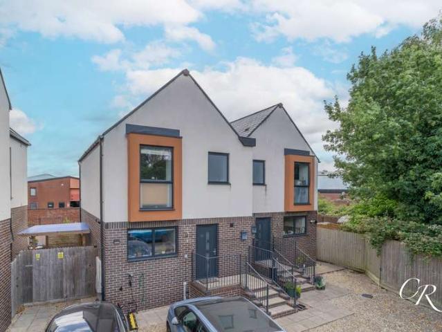 3 Bedroom Property