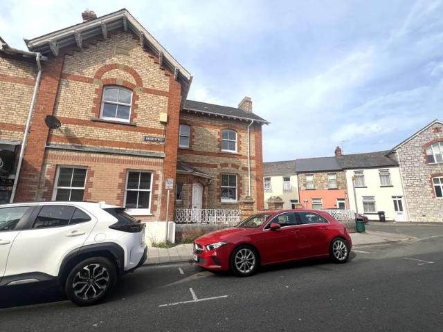 3 Bedroom Property