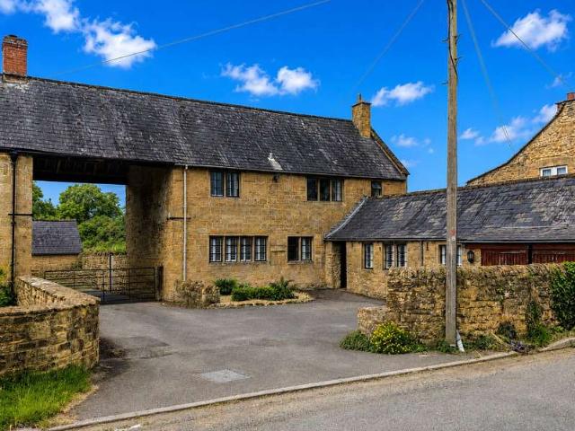 3 Bedroom Property