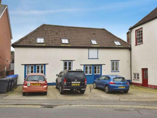 3 Bedroom Property