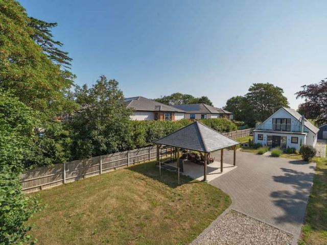 3 Bedroom Property