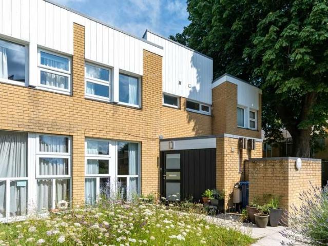 3 Bedroom Property