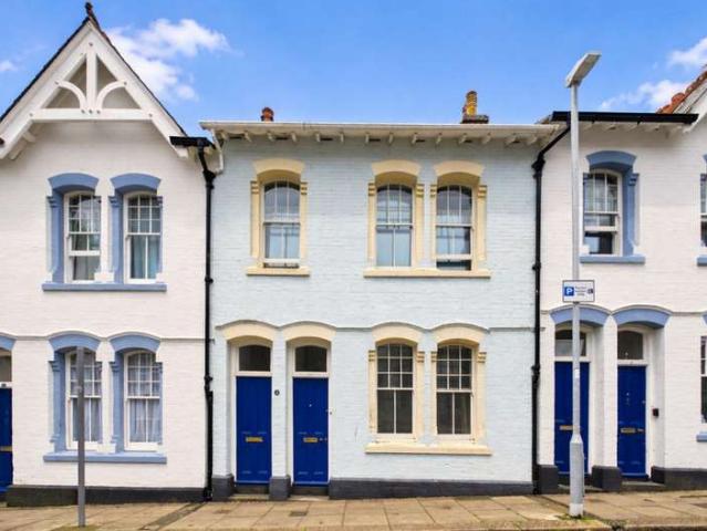 3 Bedroom Property