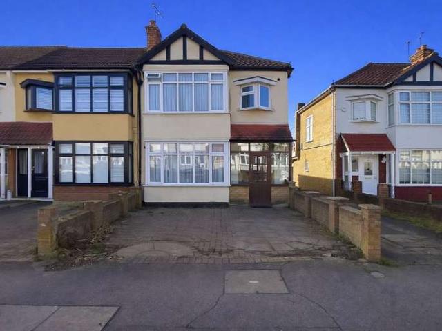3 Bedroom Property