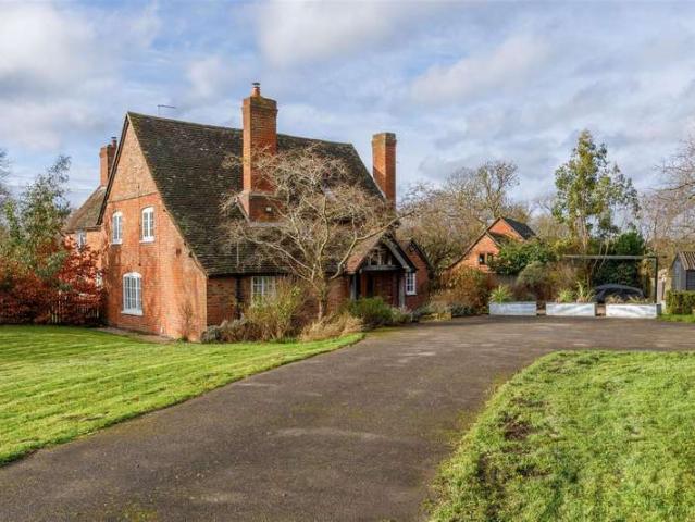 3 Bedroom Property