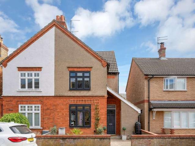 3 Bedroom Property