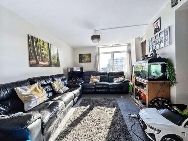 3 Bedroom Property