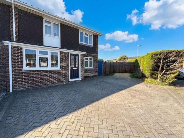 3 Bedroom Property
