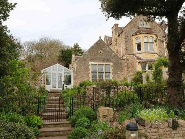 3 Bedroom Property