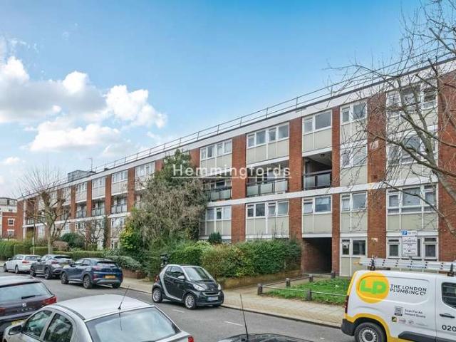 3 Bedroom Maisonette Flat