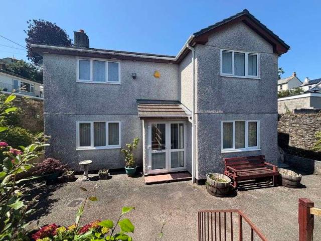3 Bedroom Property
