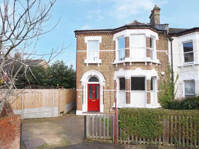 3 Bedroom Property