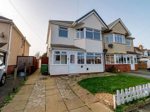 3 Bedroom Semi Detached House