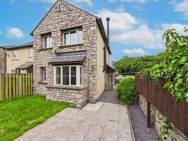 3 Bedroom Property