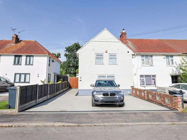 3 Bedroom Property