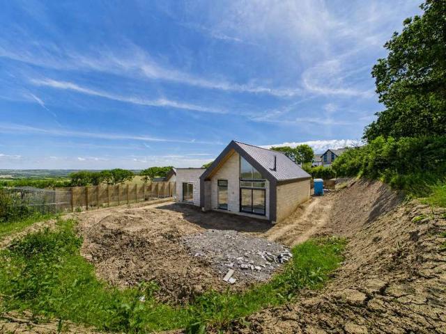 3 Bedroom Property