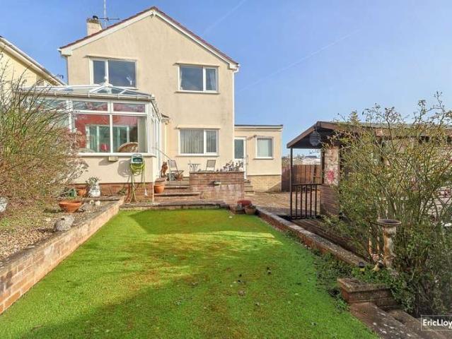 3 Bedroom Property