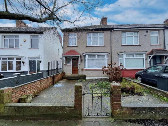 3 Bedroom Property