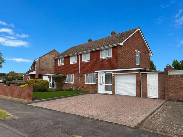 3 Bedroom Property