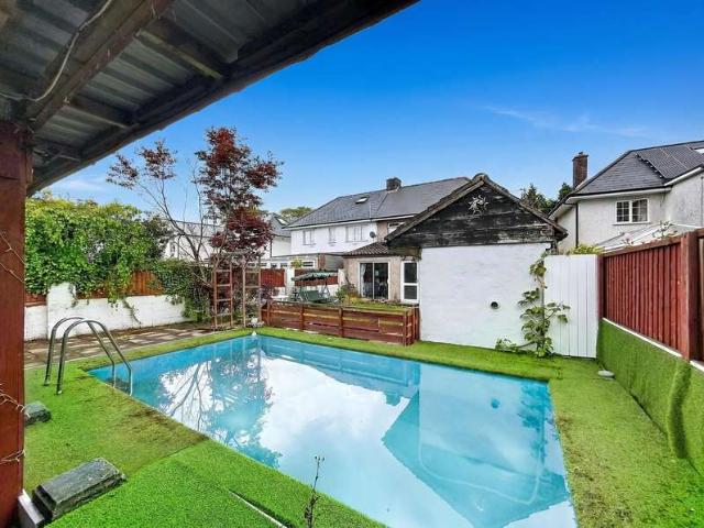 3 Bedroom Property