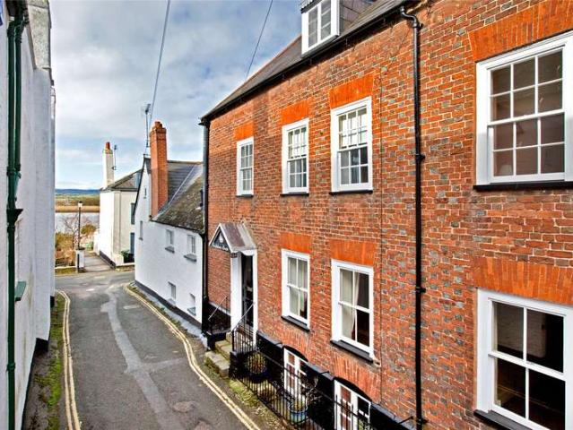 3 Bedroom Property