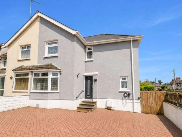 3 Bedroom Property