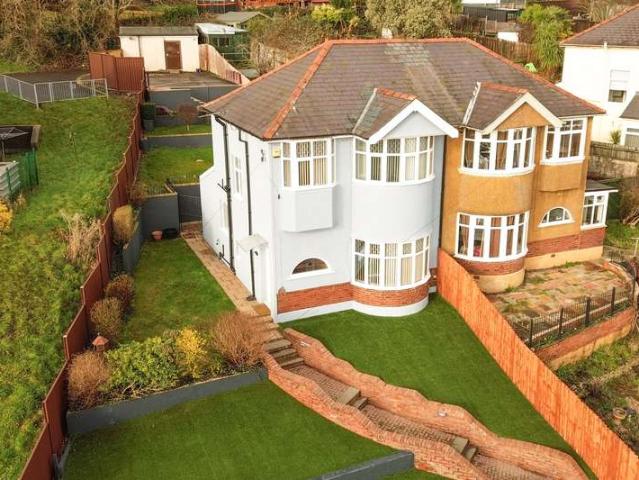 3 Bedroom Property