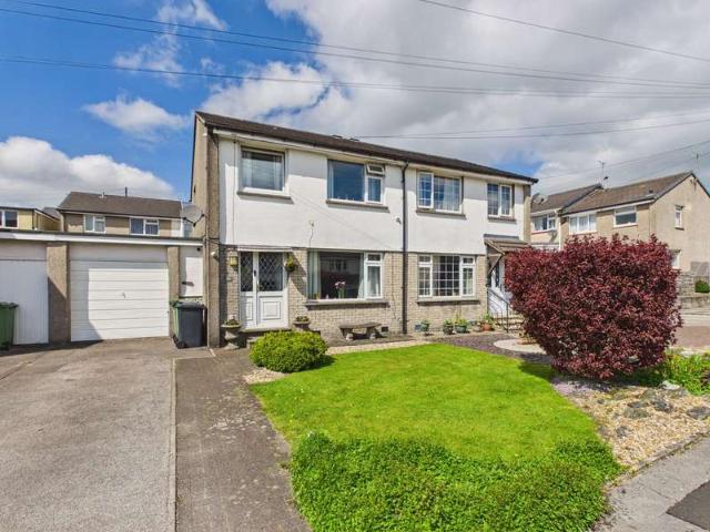 3 Bedroom Property