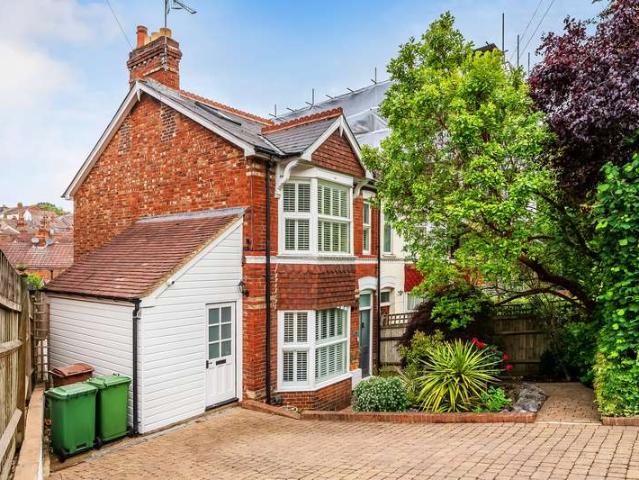 3 Bedroom Property