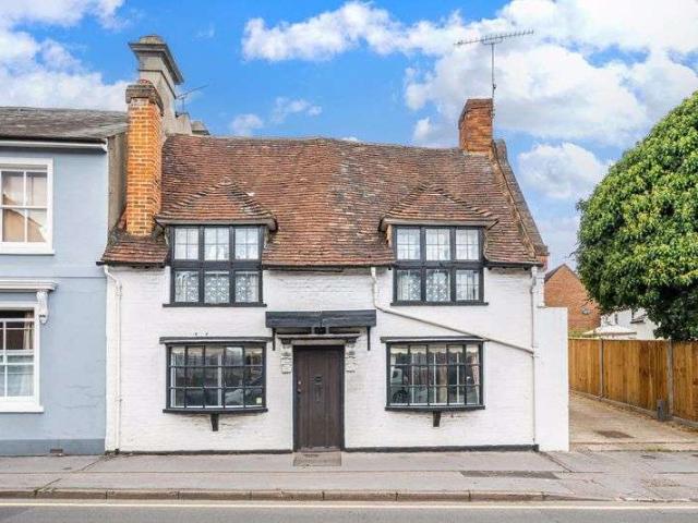 3 Bedroom Property