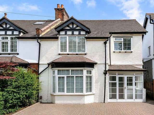 3 Bedroom Property