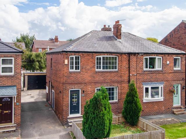 3 Bedroom Property For Rent Batley Road Kirkhamgate, Wakefield