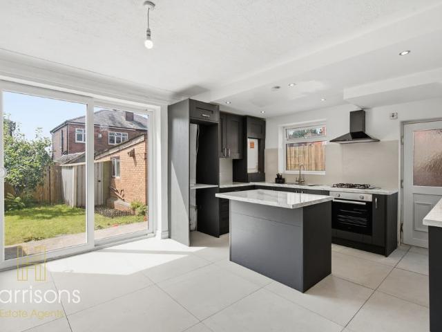 3 Bedroom Property For Rent Brook Hey Avenue, Bolton
